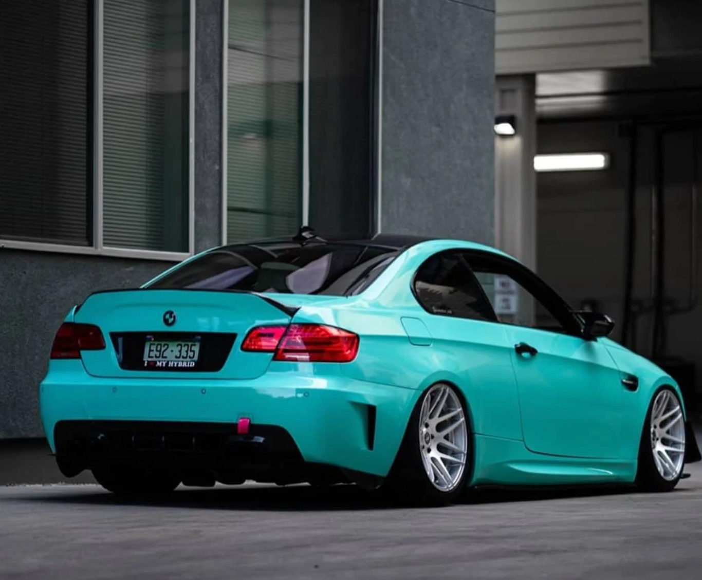 2006-2012 E9X VENTED CUSTOMER REAR BUMPERS E90/E92/E93 – Cen-Cal Motorsport